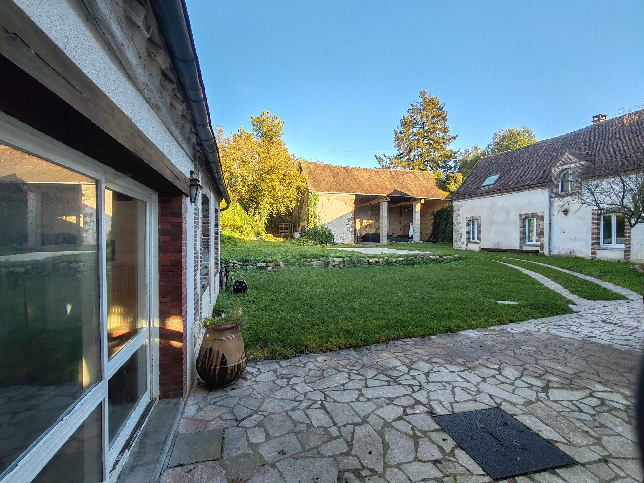 Authentique corps de ferme de 285m2 6 chambres vendu meublé | Maison ...